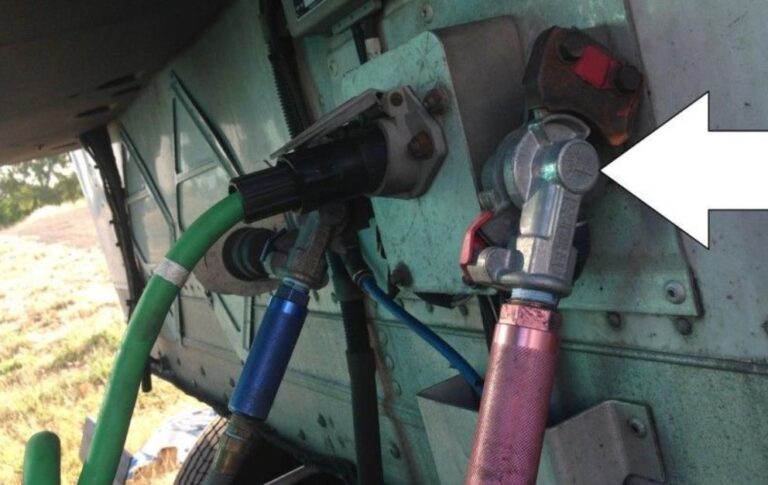 What Is A Glad Hand On A Truck? A Complete Breakdown