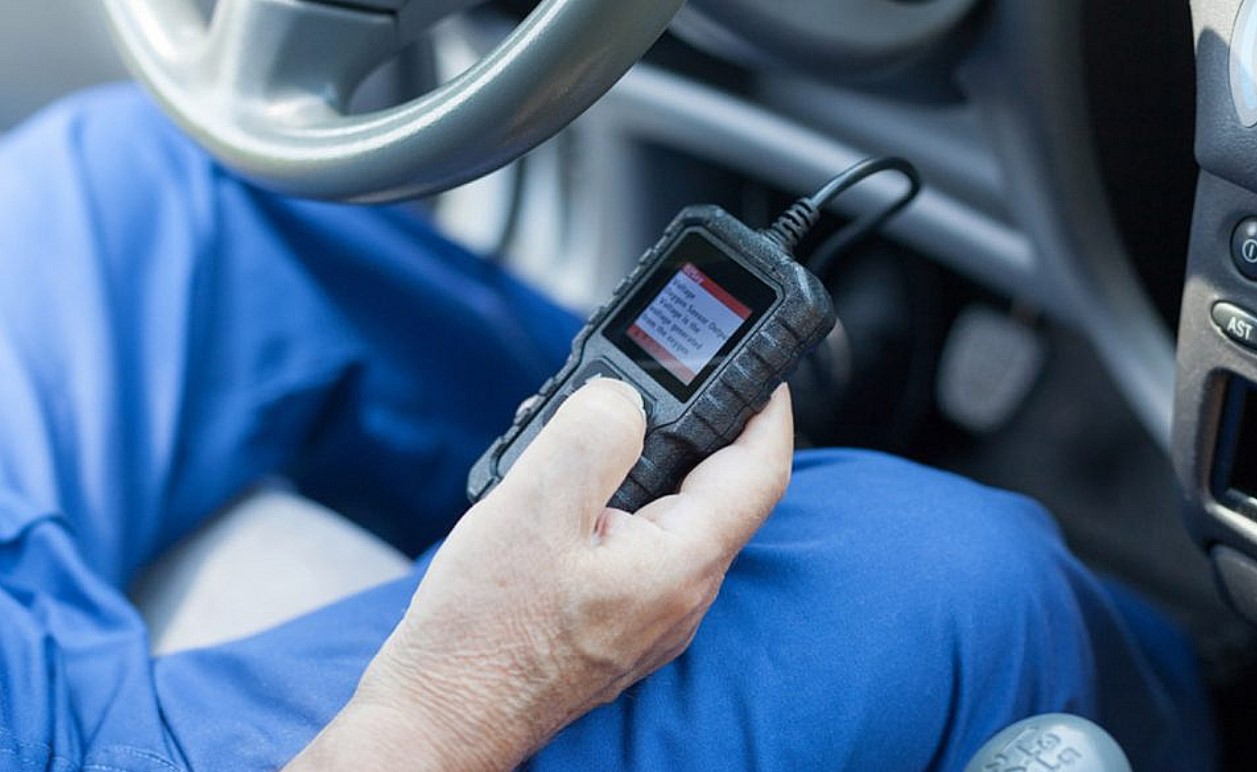 How To Check Engine Code With Push Button Start? 5 Easy Steps