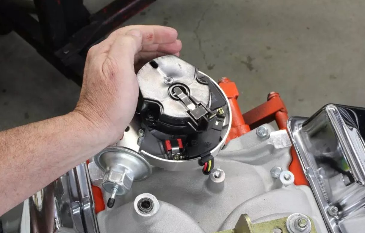 How To Determine Engine Rotation Direction? 10 Easy Steps